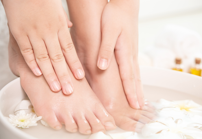 Revitalização Das Mãos E Pés 1h Vittae Spa E Estética